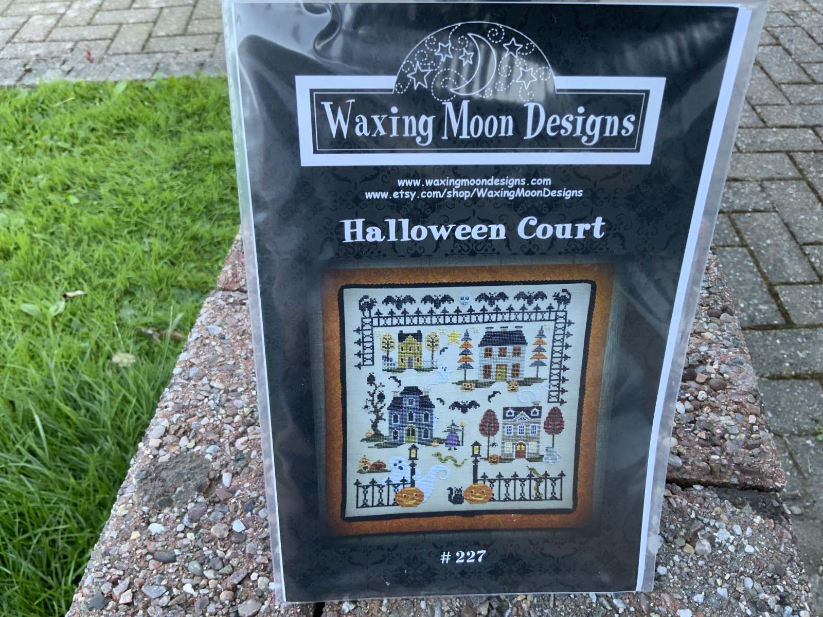 Waxing Moon Designs “Halloween Court” chart - Cross Stitch & Framing ...